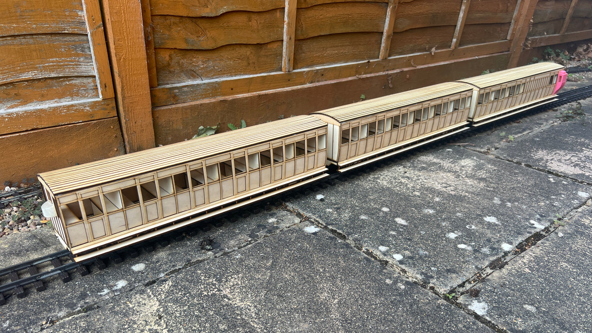 15mm Scale Isle of Man Railway 'Small F' Multipack - 1894/1896 Coaches ...