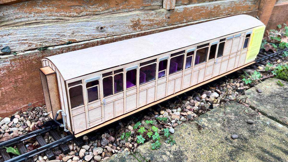 16mm Scale Next Generation - Ffestiniog Railway Buffet Coach No.14 ...